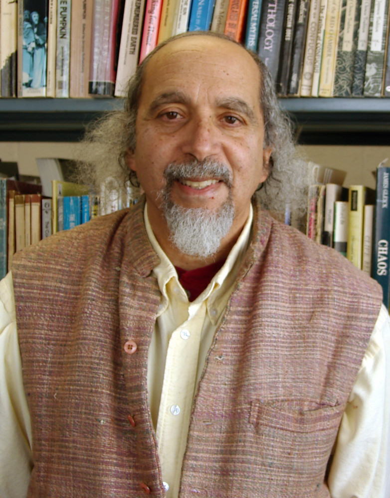 Louis Castro Instagram | semashow.com